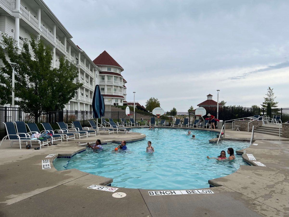 Enjoy Luxury by the Lake at Family-Friendly Blue Harbor Resort ...