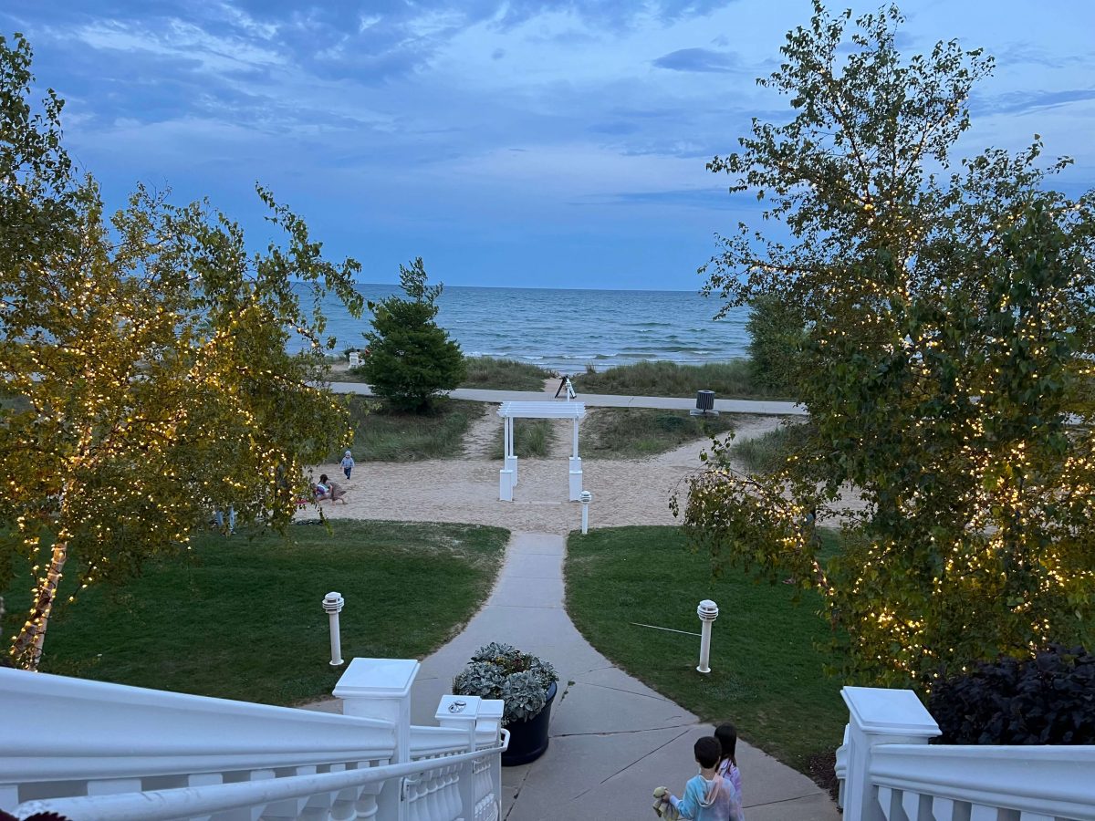 Enjoy Luxury by the Lake at Family-Friendly Blue Harbor Resort ...